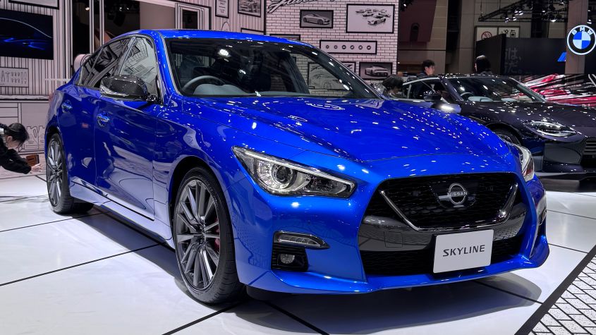 Visszatér a legendás Nissan Skyline - és igen, kézi váltóval! - drivemebaby